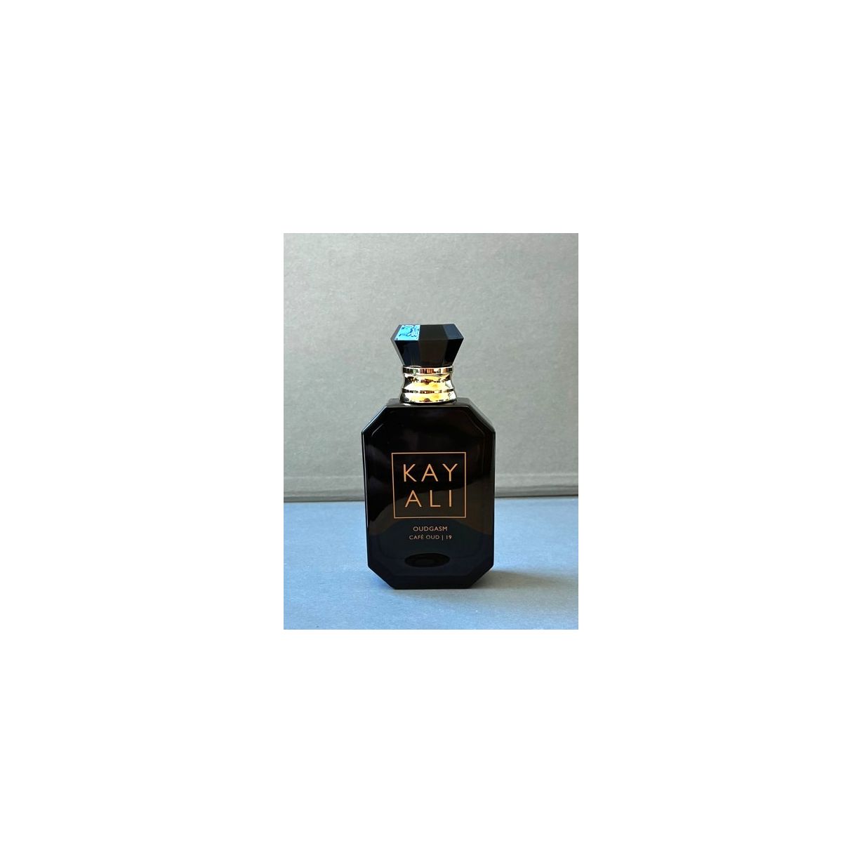 Kayali Oudgasm Café Oud 19 - 2ML SPRAY SAMPLE